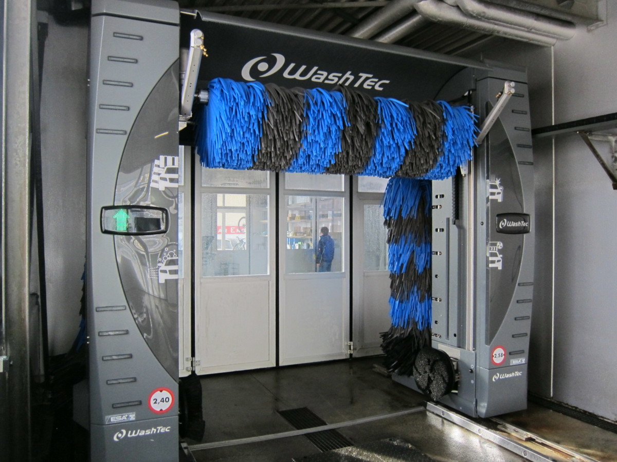 Neue Autowaschanlage - Auto Pfister